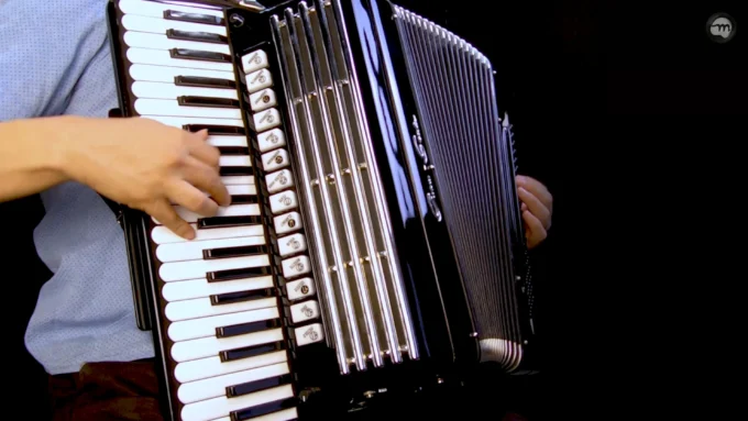 Aula online contextualização dos diferentes registros do acordeon de ...